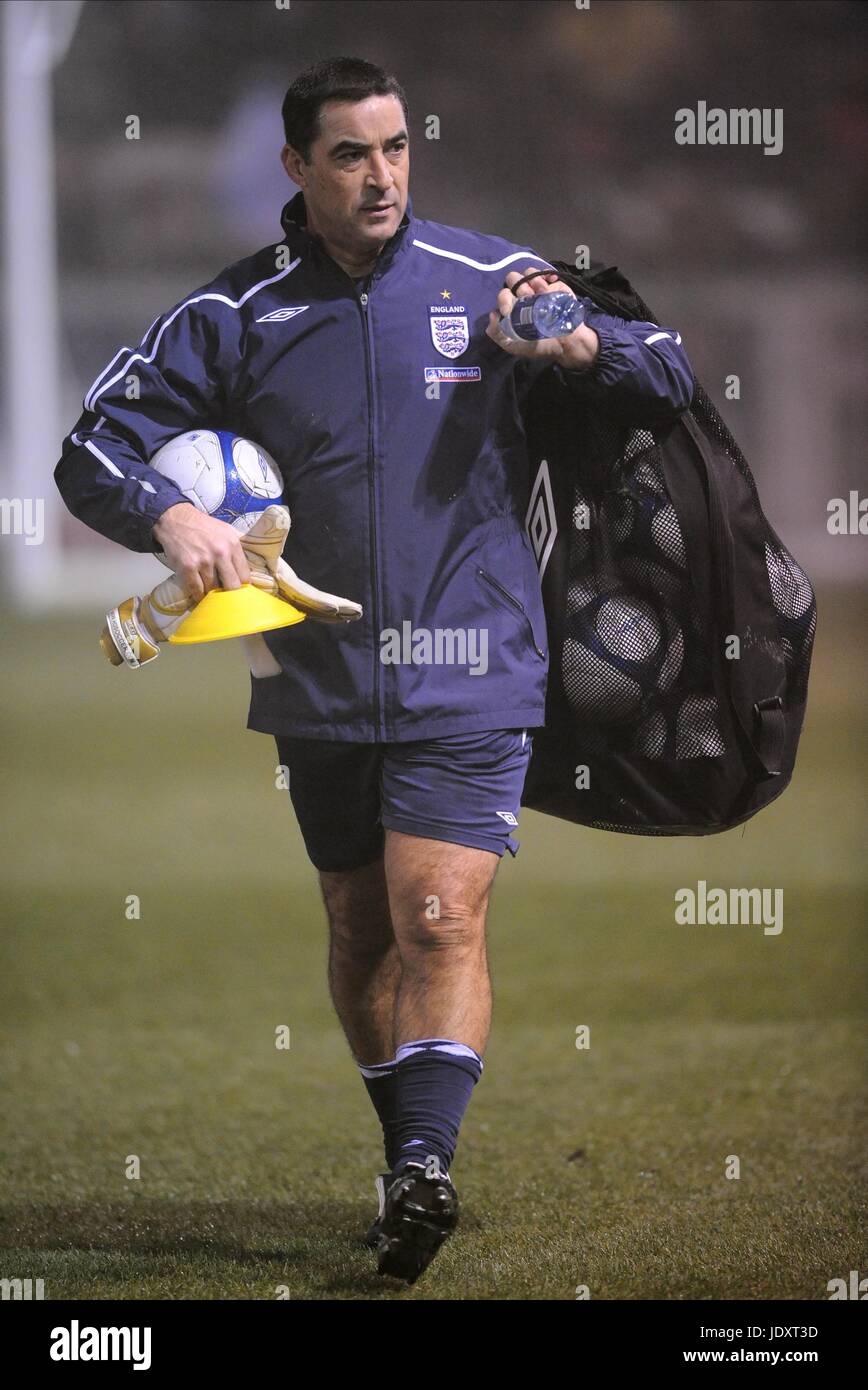 TONY PARKS LAST GAME BEFORE GO ENGLAND U16 V SCOTLAND U16 SINCIL BANK ...