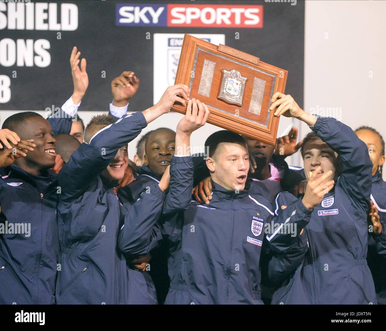 U16 victory shield hi-res stock photography and images - Alamy