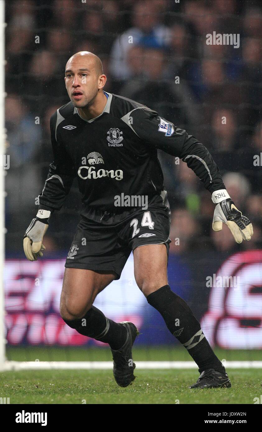 Tim Howard Saves Everton