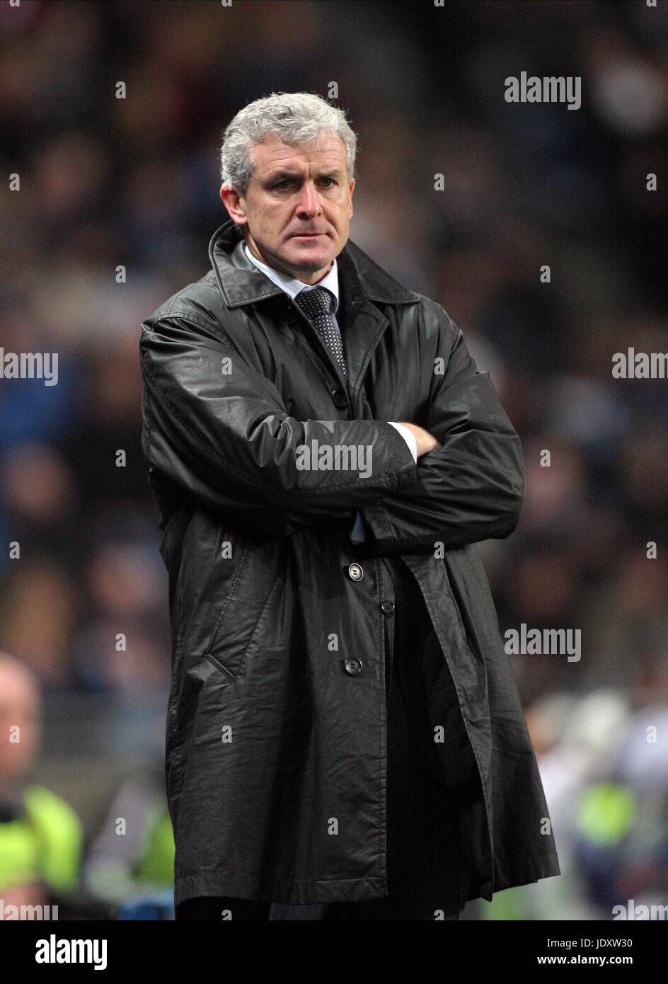 Mark hughes manchester city manager hi-res stock photography and images ...
