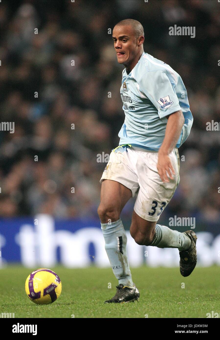 Vincent kompany manchester city 2008 hi-res stock photography and ...