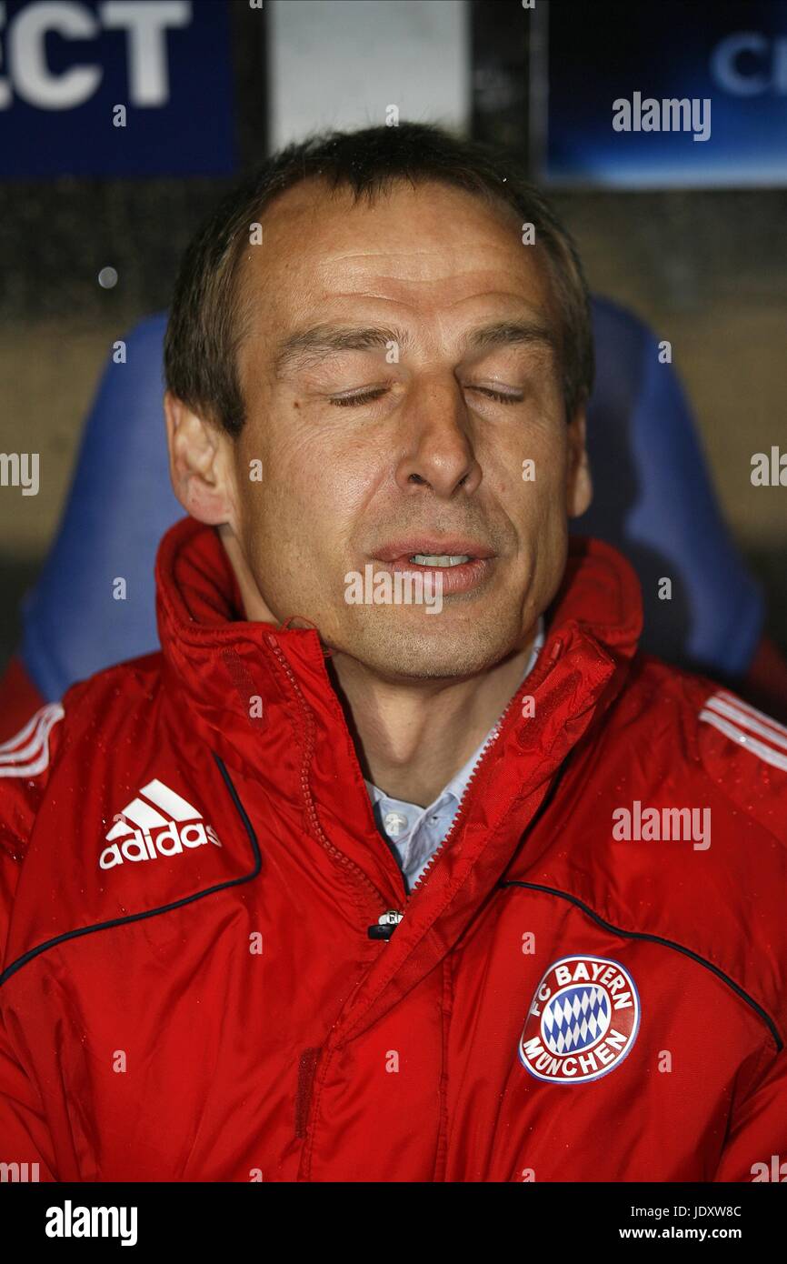 JURGEN KLINSMANN BAYERN MUNICH COACH STADE DE GERLAND LYON FRANCE 10 ...