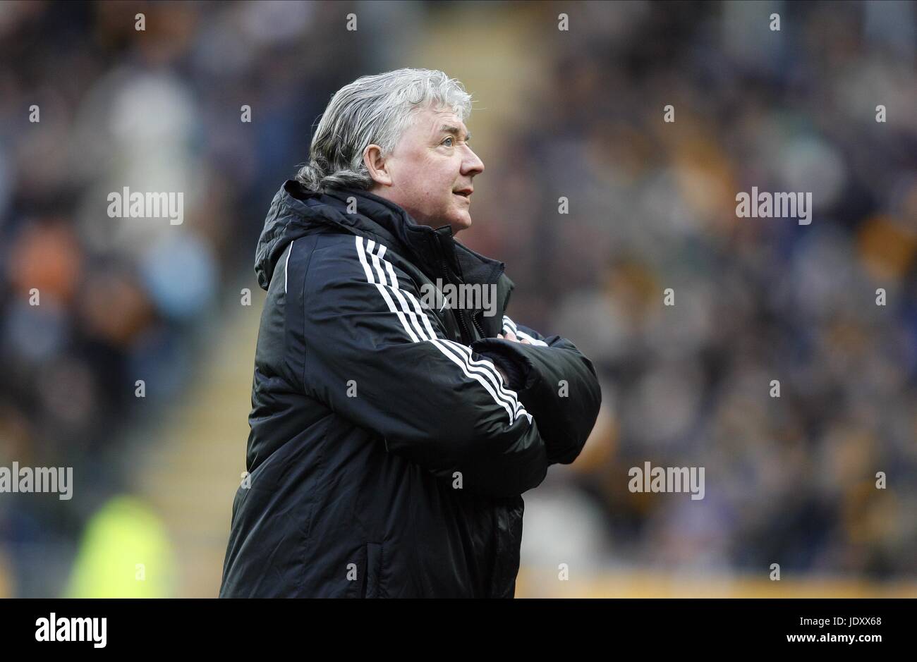 JOE KINNEAR NEWCASTLE UNITED FC MANAGER KC STADIUM HULL ENGLAND 03 ...