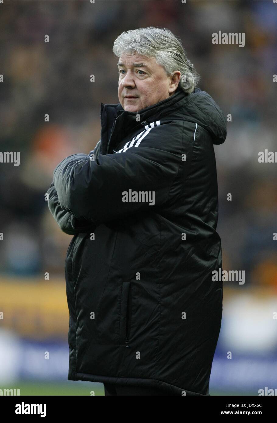 JOE KINNEAR NEWCASTLE UNITED FC MANAGER KC STADIUM HULL ENGLAND 03 ...