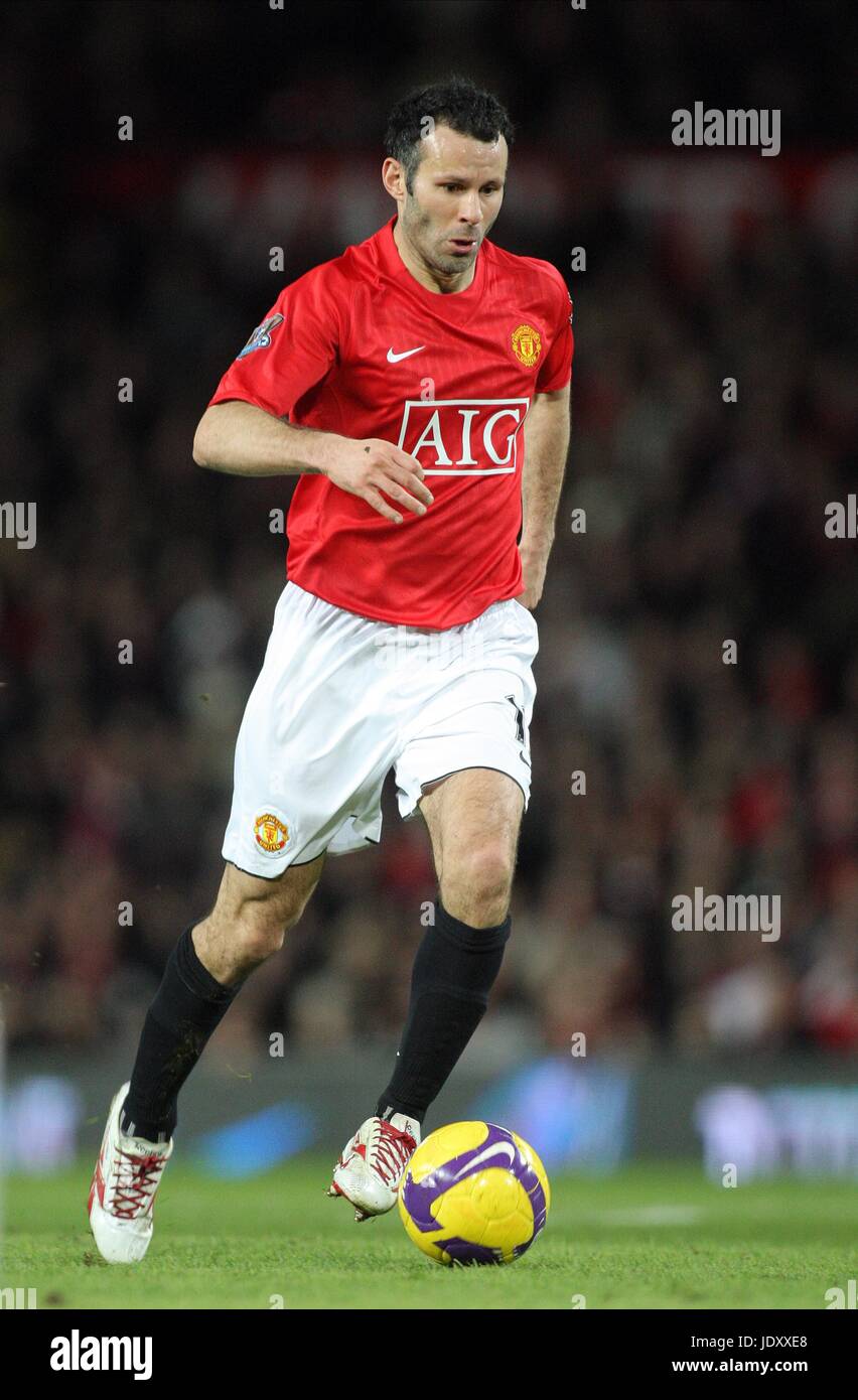 RYAN GIGGS MANCHESTER UNITED FC OLD TRAFFORD MANCHESTER ENGLAND 11 ...