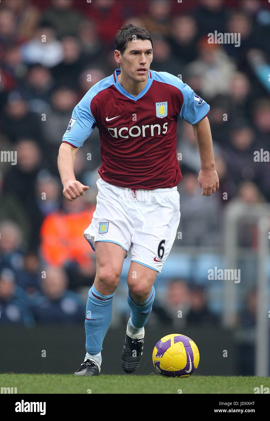 GARETH BARRY ASTON VILLA FC VILLA PARK BIRMINGHAM ENGLAND 10 January ...