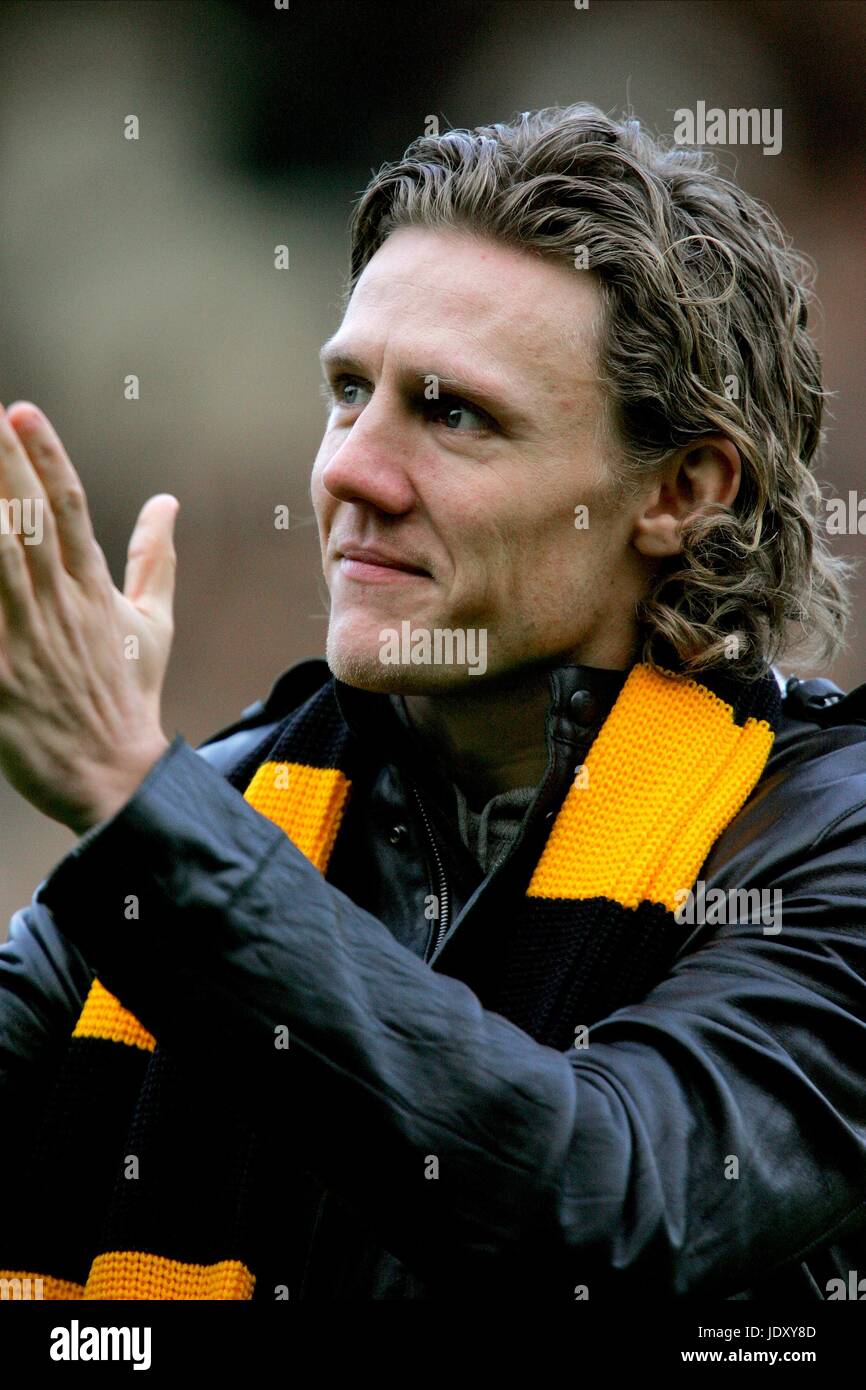 Jimmy bullard hull hi-res stock photography and images - Alamy