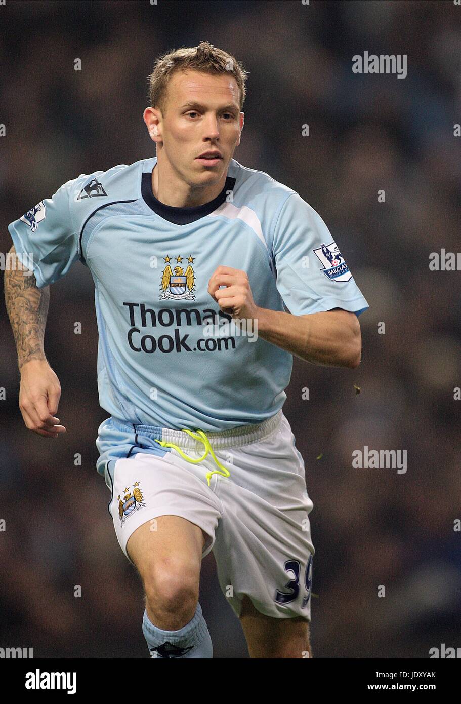 CRAIG BELLAMY MANCHESTER CITY FC CITY OF MANCHESTER STADIUM MANCHESTER ...
