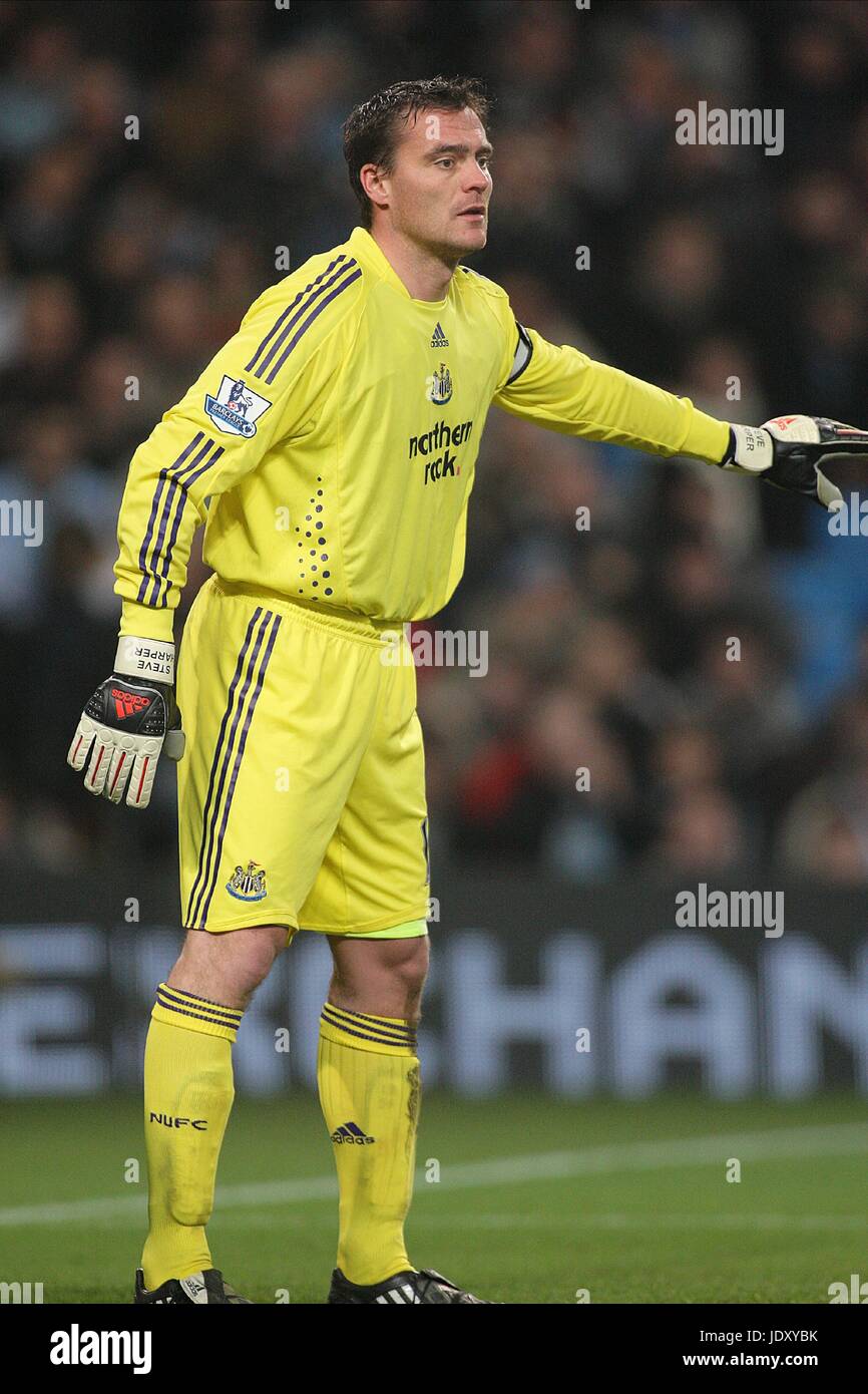STEVE HARPER NEWCASTLE UNITED FC CITY OF MANCHESTER STADIUM MANCHESTER ...