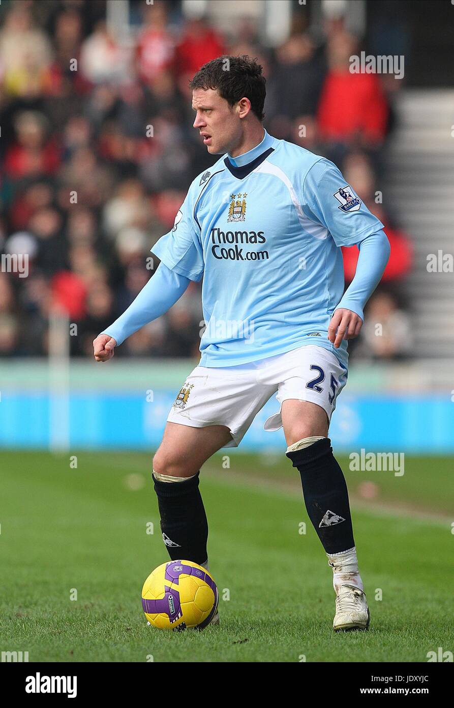 WAYNE BRIDGE MANCHESTER CITY FC BRITANNIA STADIUM STOKE ENGLAND 31 ...