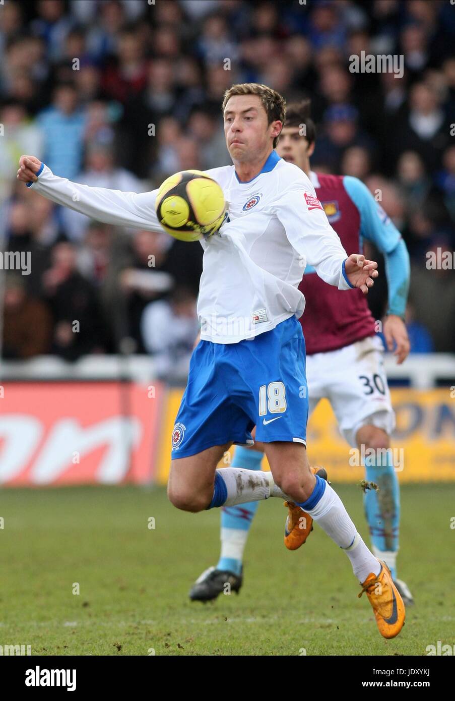 MICHAEL MACKAY HARTLEPOOL UNITED FC VICTORIA PARK HARTLEPOOL ENGLAND 24 ...