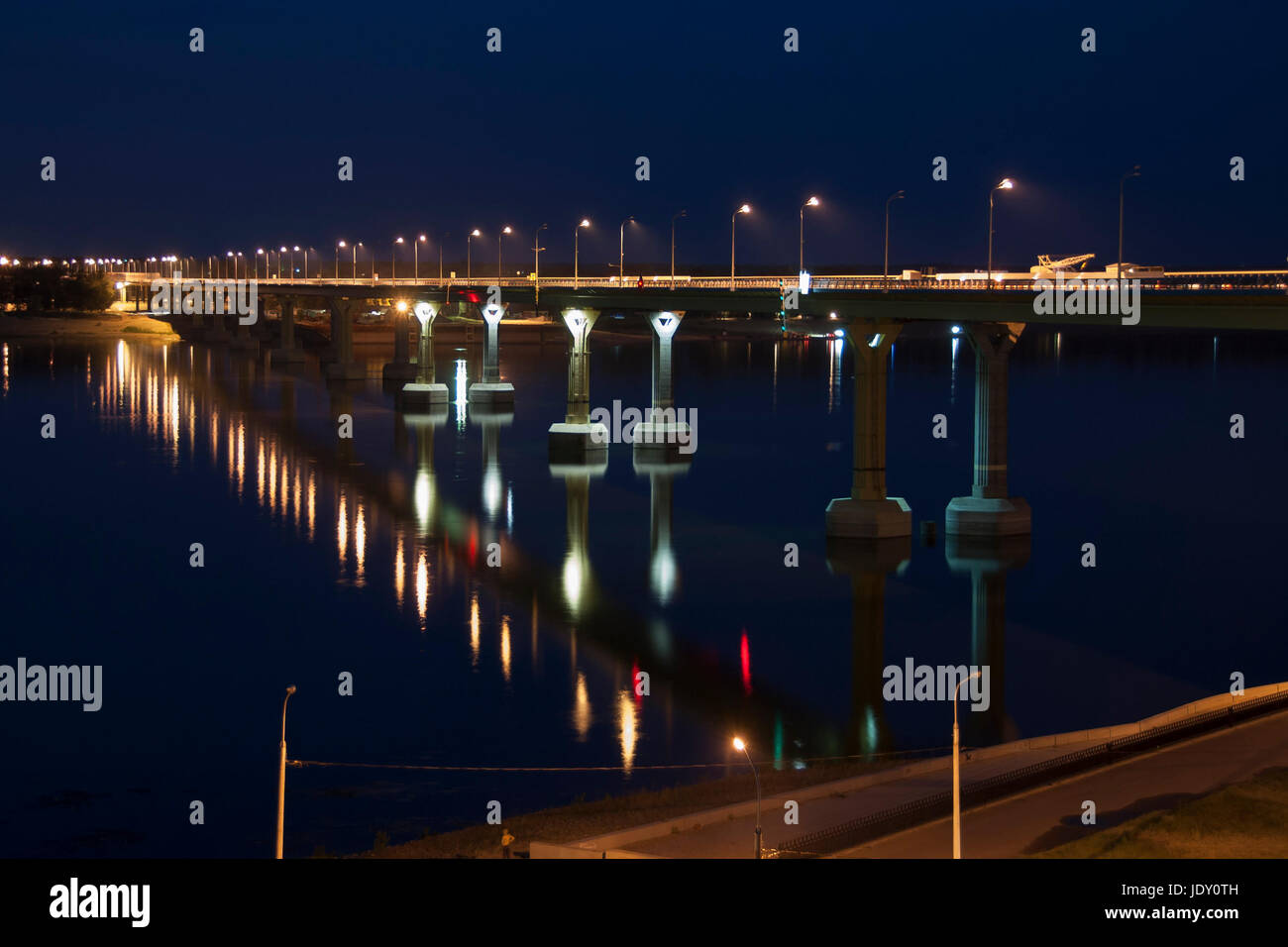 Volgograd bridge hi-res stock photography and images - Alamy