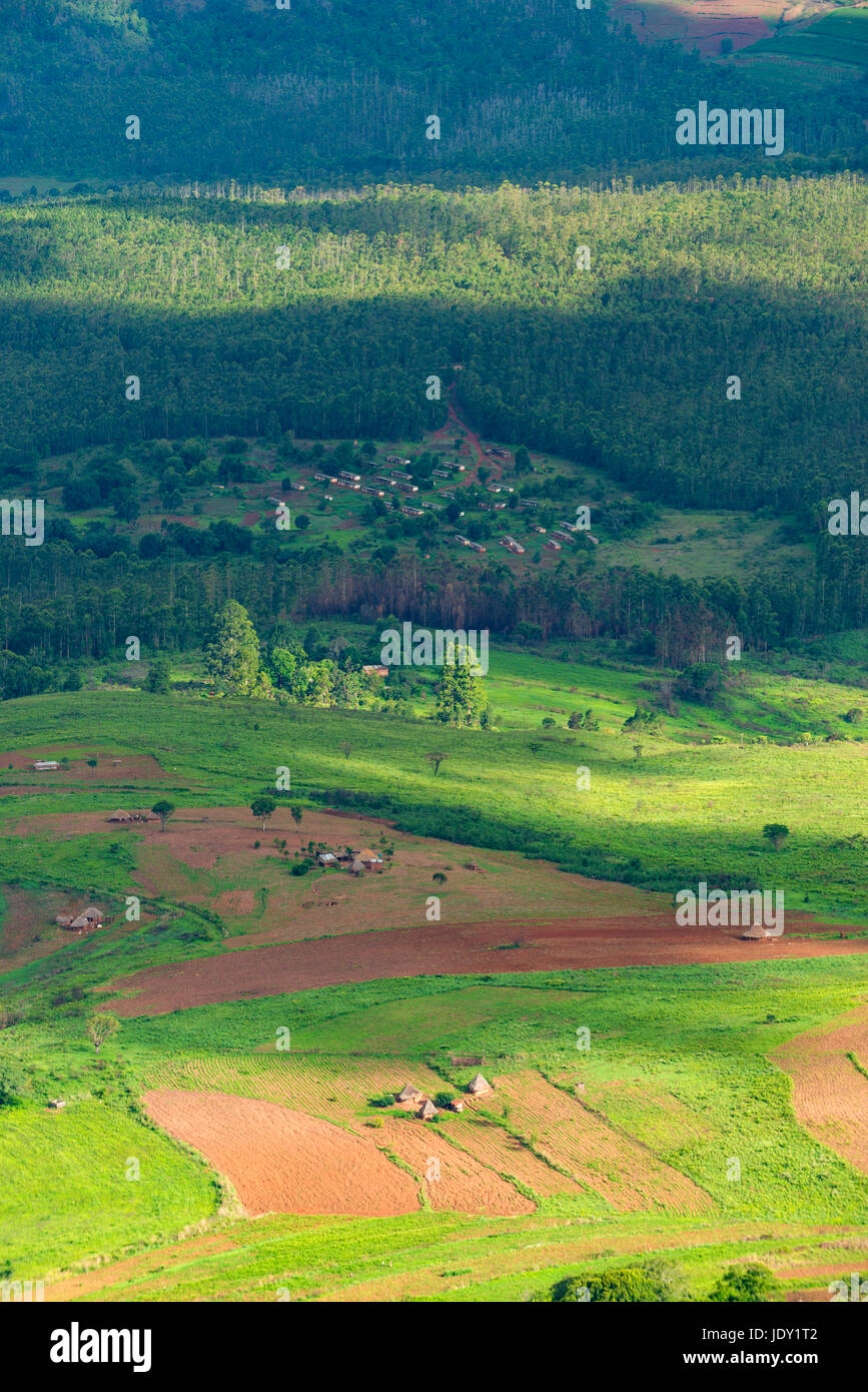 A rural scene in Zimbabwe;s Chimanimani Mountains Stock Photo - Alamy