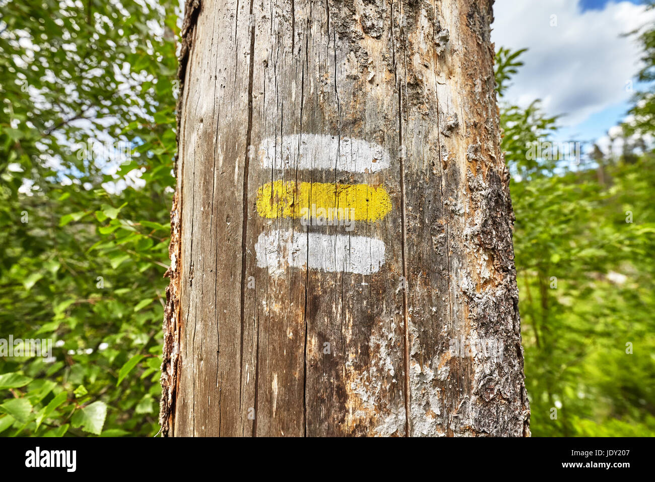 Path marking on a hiking trail hi-res stock photography and images - Alamy