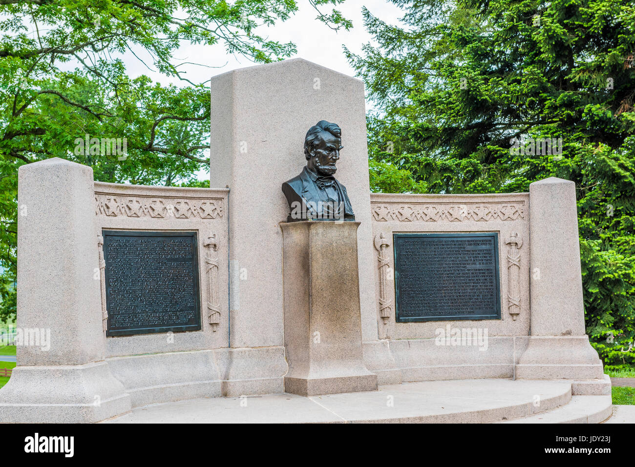 Lincoln statue gettysburg hi-res stock photography and images - Alamy