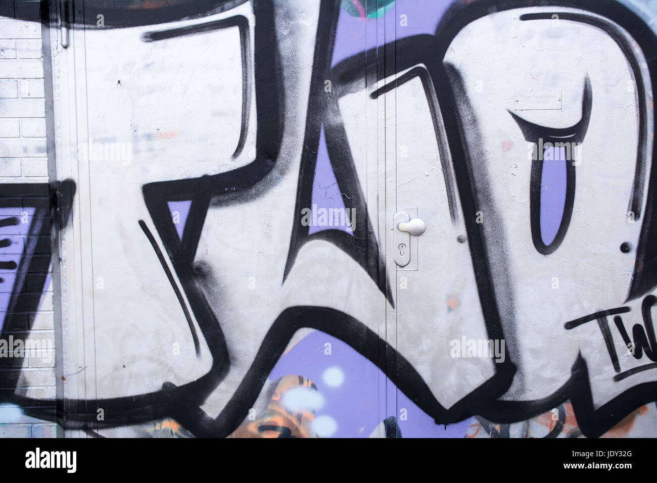 Coole graffiti hi-res stock photography and images - Alamy