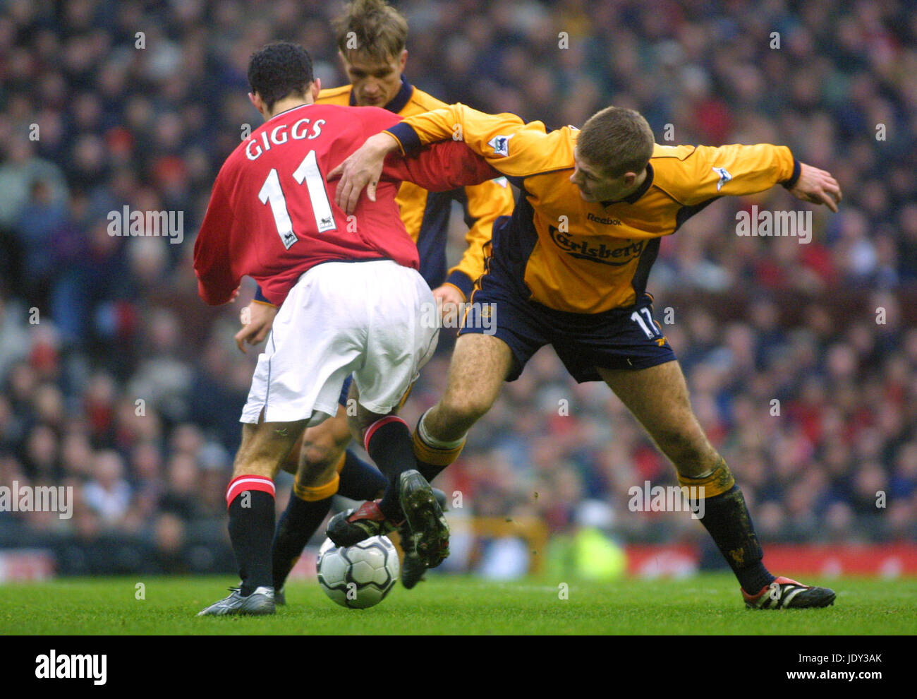 Ryan giggs manchester united 2000 hi-res stock photography and images ...