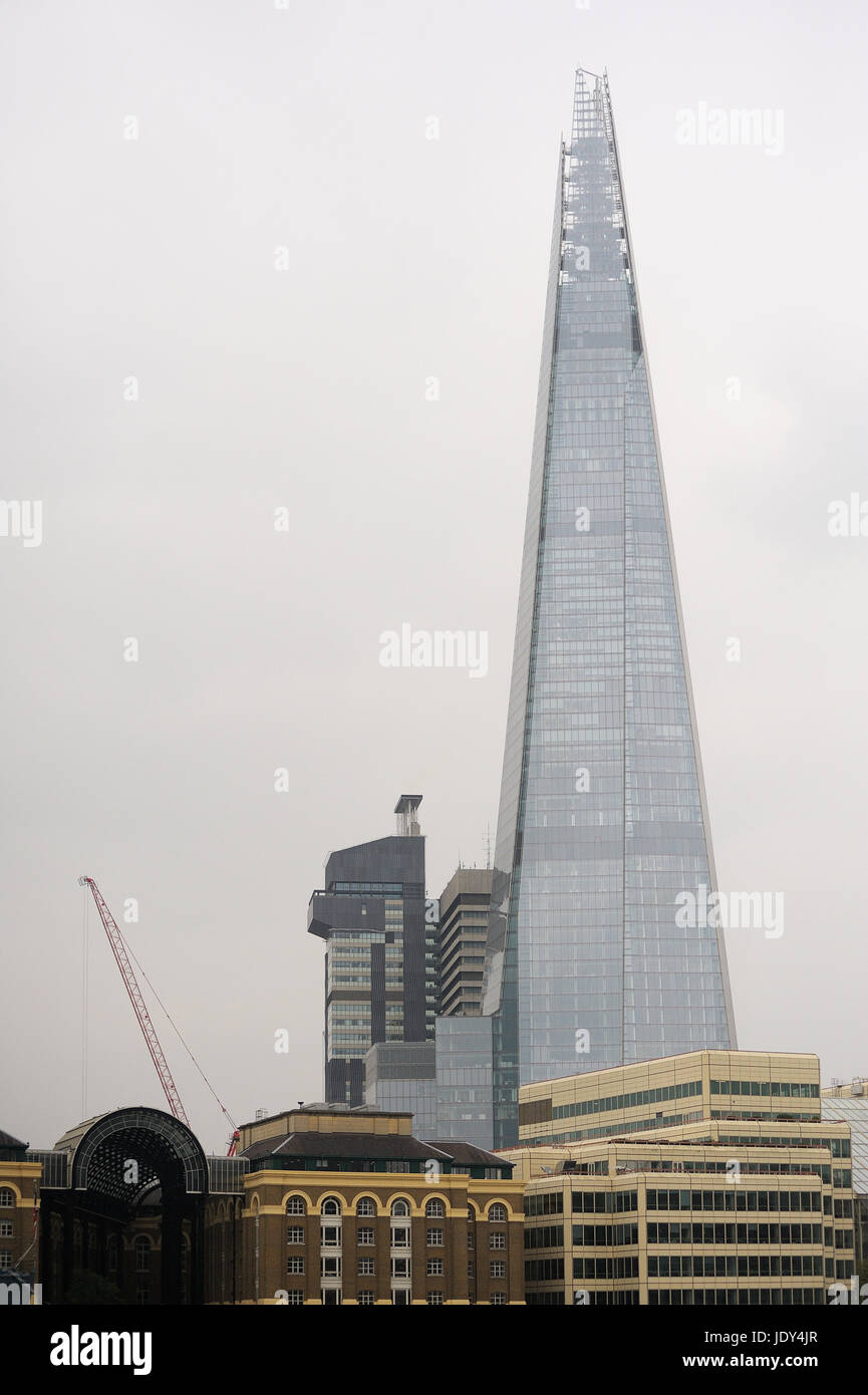 Pyramid building skyscrapers in downtown hi-res stock photography and ...