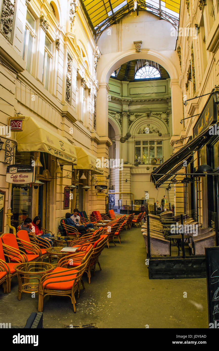 Macca hi-res stock photography and images - Alamy