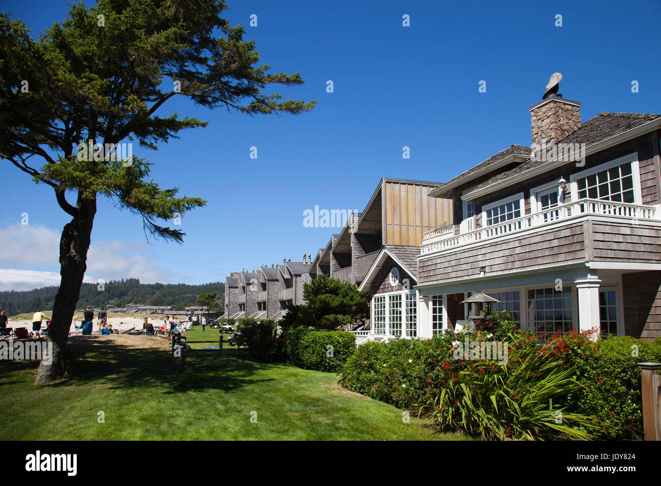 cottages, beach, village of Cannon Beach, Oregon, USA, America Stock ...