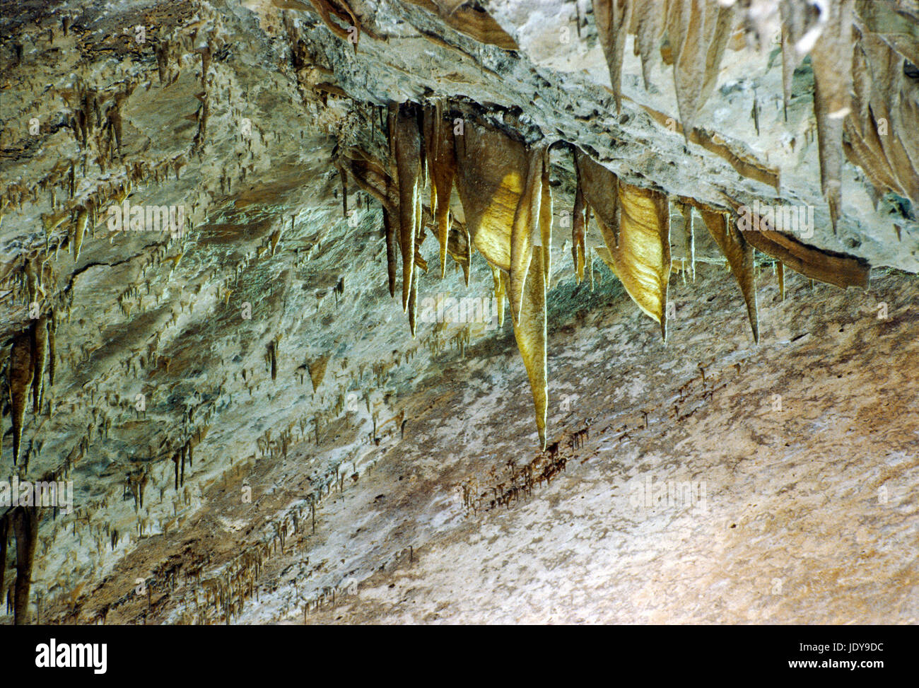 Jeita grotte hi-res stock photography and images - Alamy