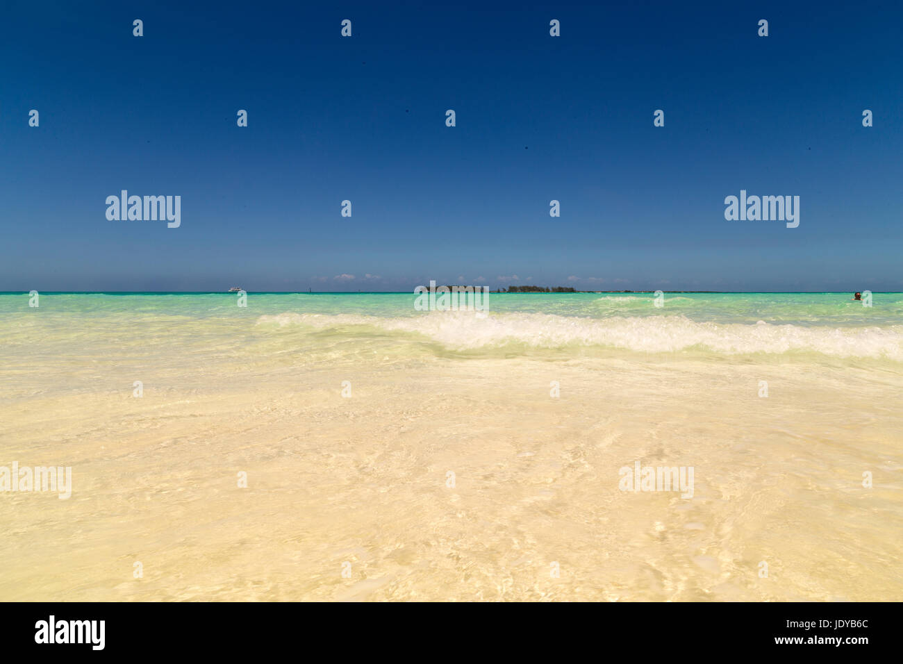 Beach of Playa Pilar, Cayo Guillermo, Cuba Stock Photo - Alamy