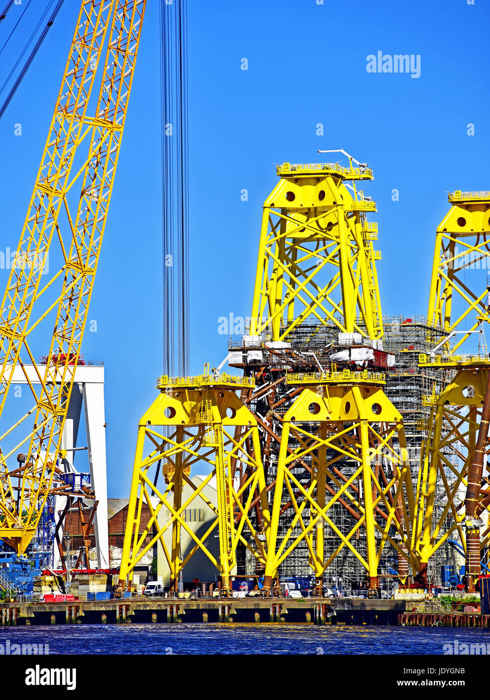 Rig like structures at Shepherd Offshore Yard Stock Photo - Alamy