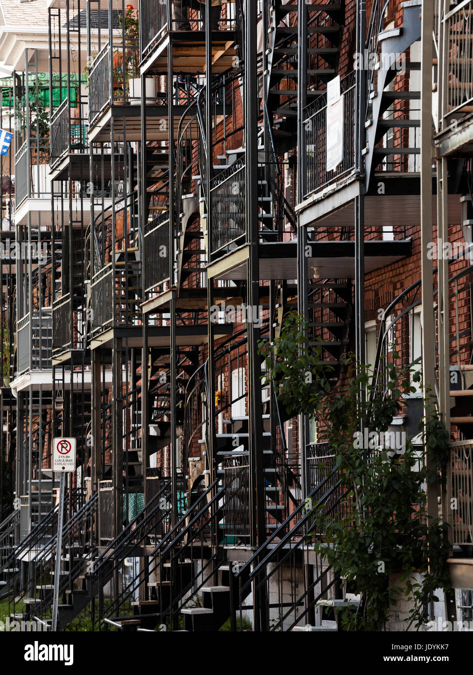 Canada poverty houses hi-res stock photography and images - Alamy