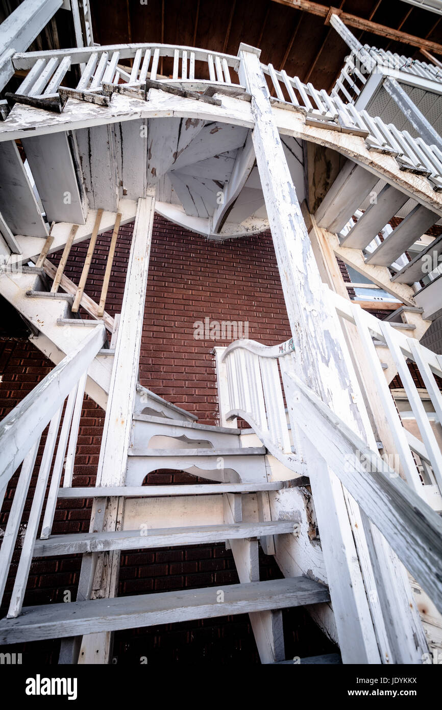 Canada poverty houses hi-res stock photography and images - Alamy