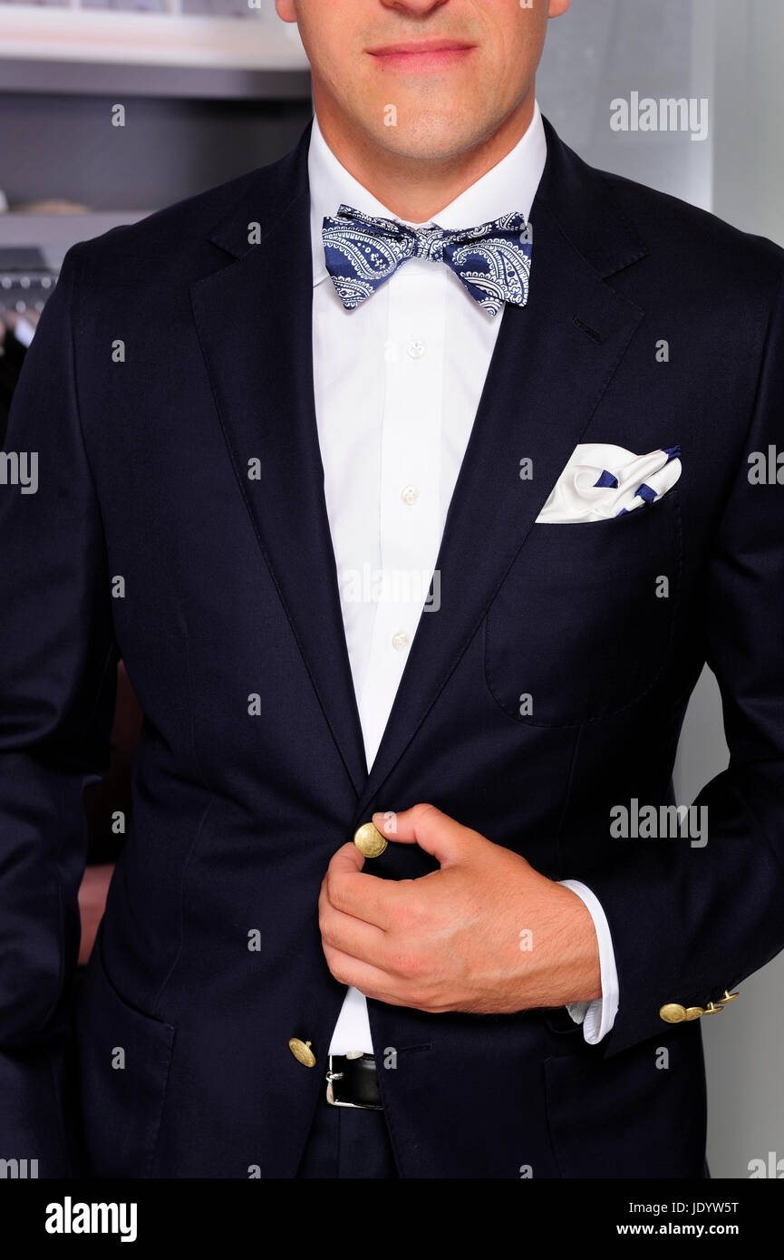 Headless man casual hi-res stock photography and images - Alamy