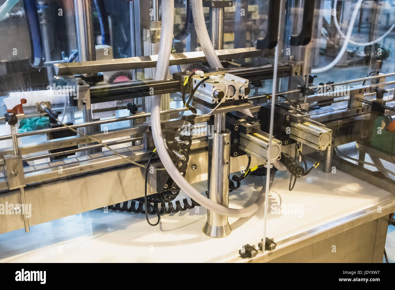 Automatic packing line of conveyor. Pharmaceutical and chemical ...