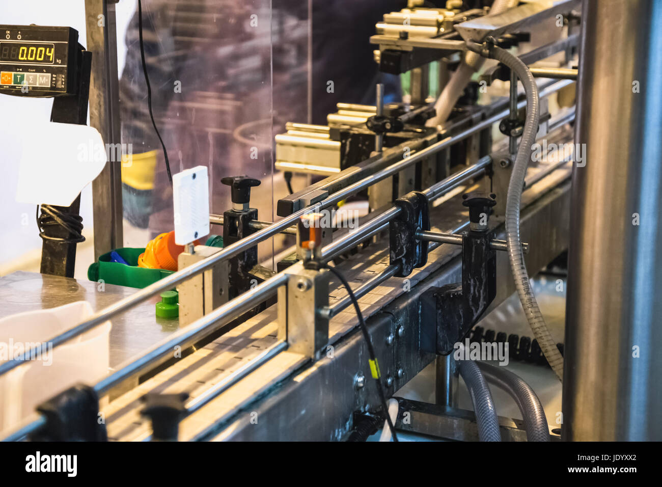 Automatic packing line of conveyor. Pharmaceutical and chemical ...