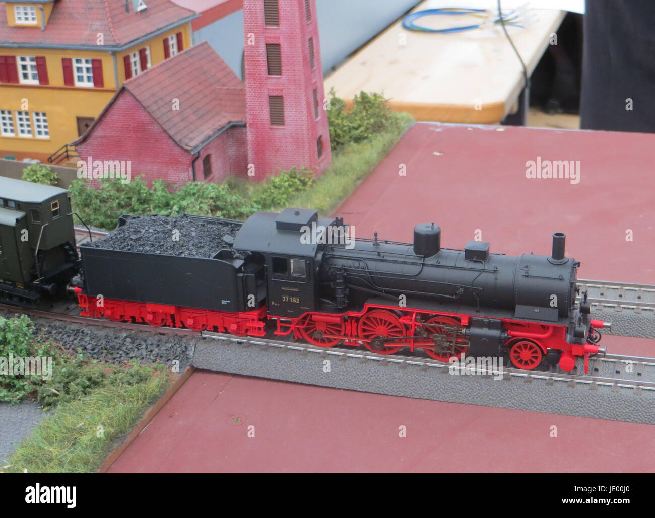 Toy electric model train hi-res stock photography and images - Alamy