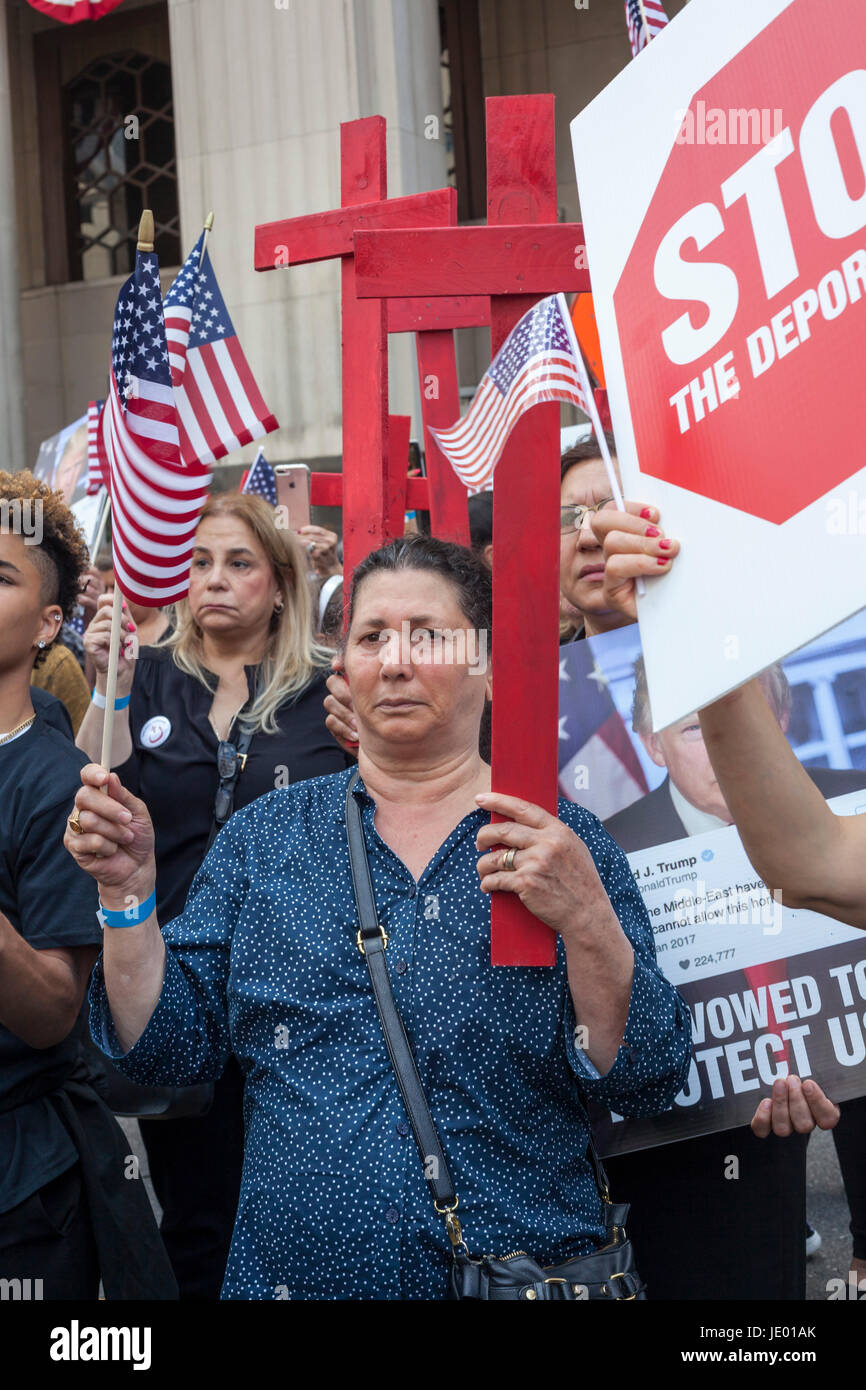 Iraqi class hi-res stock photography and images - Alamy