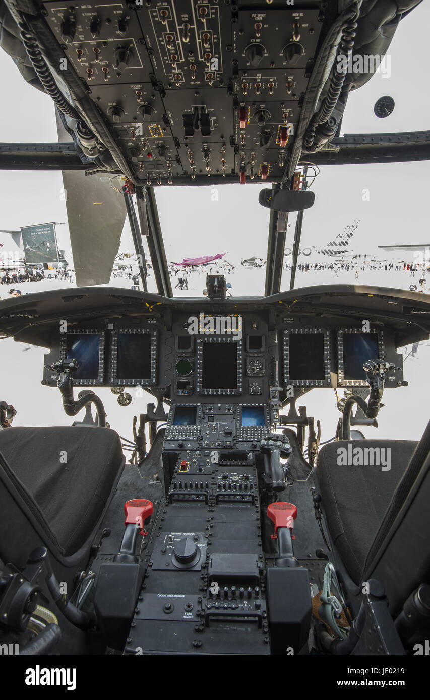 Boeing Ch 47 Chinook Cockpit High Resolution Stock Photography and Images - Alamy