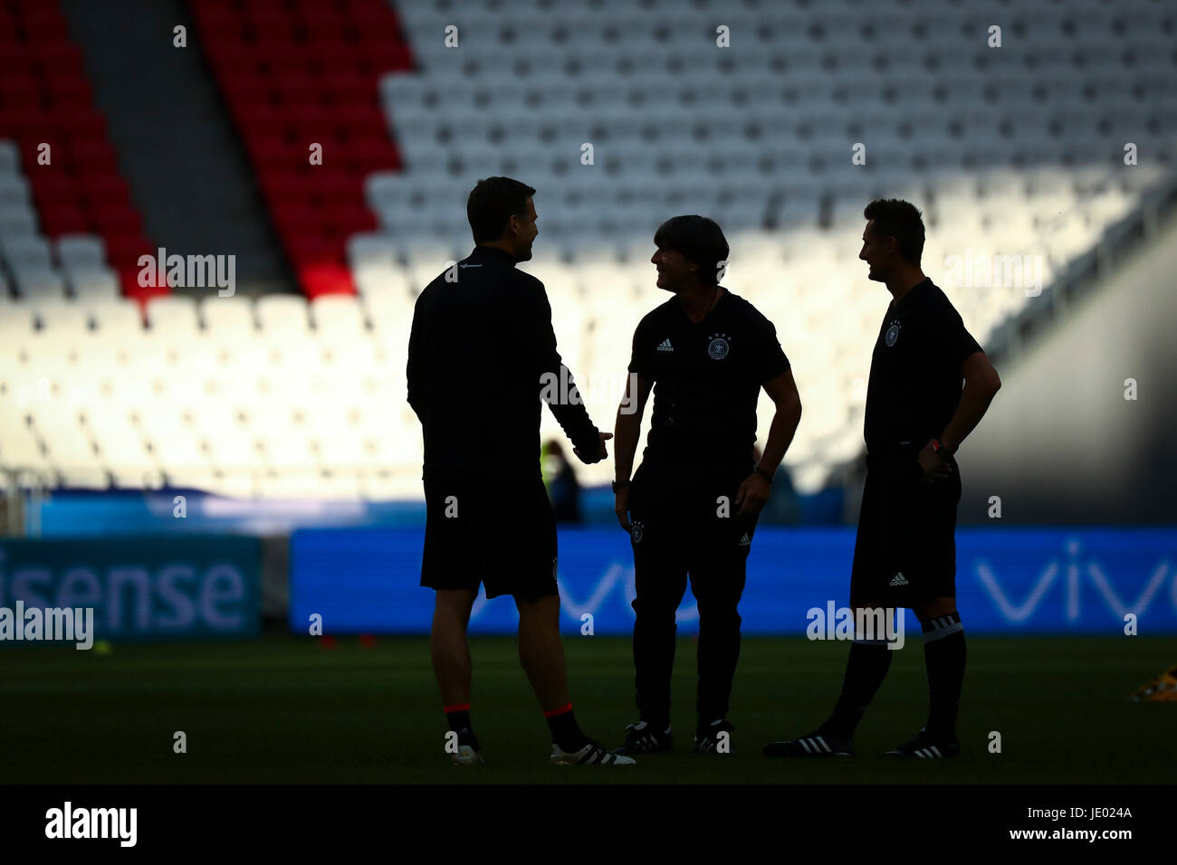 Kazan, Russia. 21st June, 2017. dpatop - German coach Joachim Low (C ...