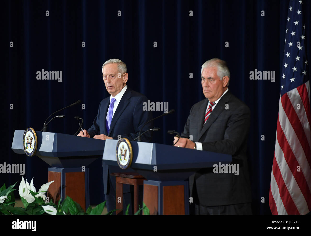 Mattis tillerson hi-res stock photography and images - Alamy