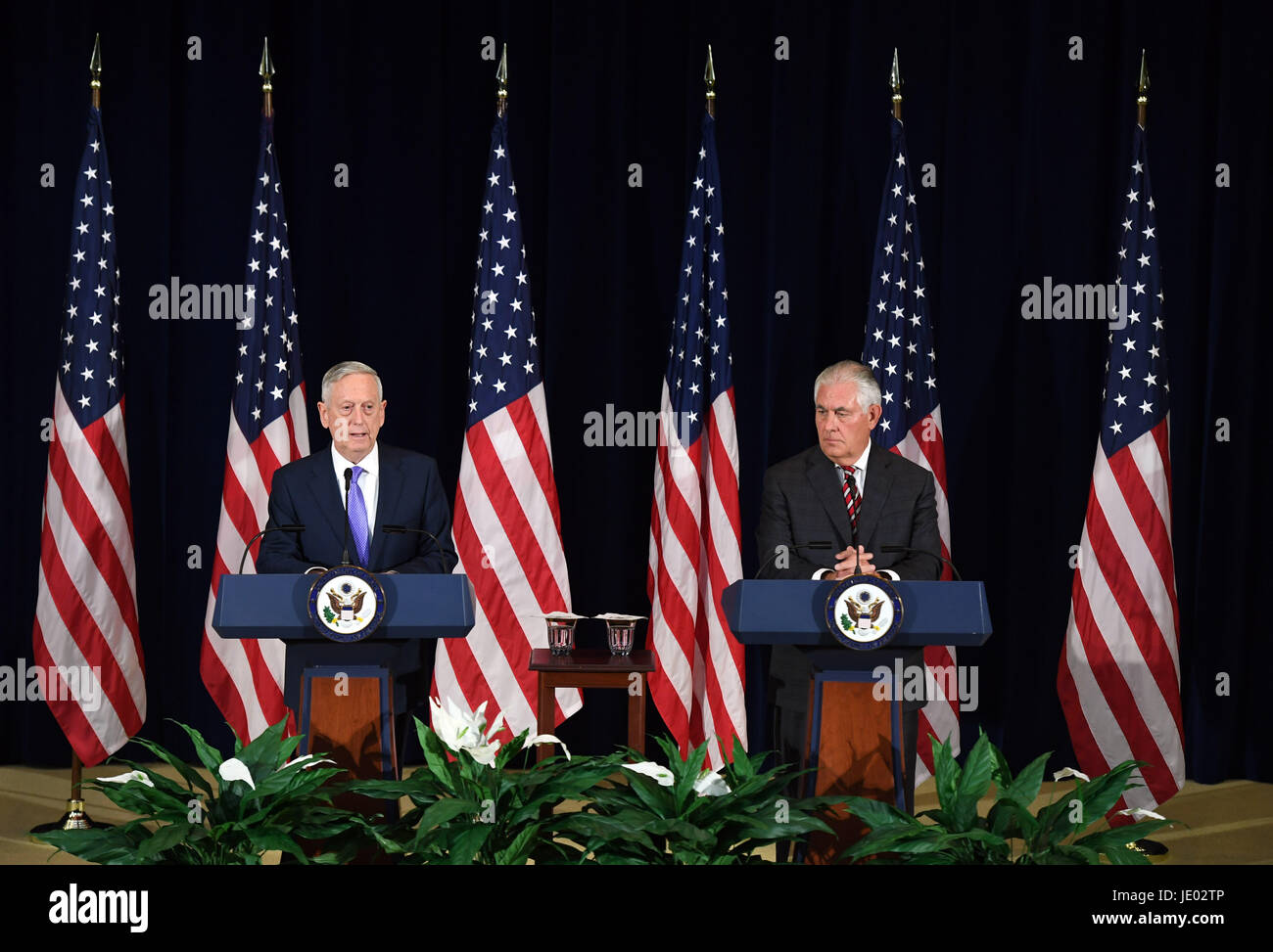 Mattis tillerson hi-res stock photography and images - Alamy