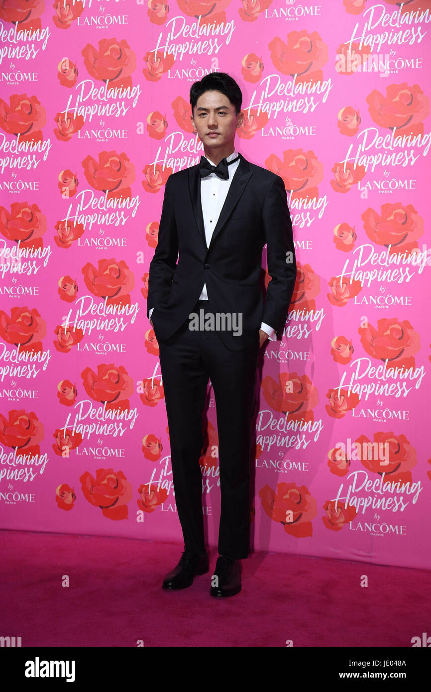 Lv yan hi-res stock photography and images - Alamy