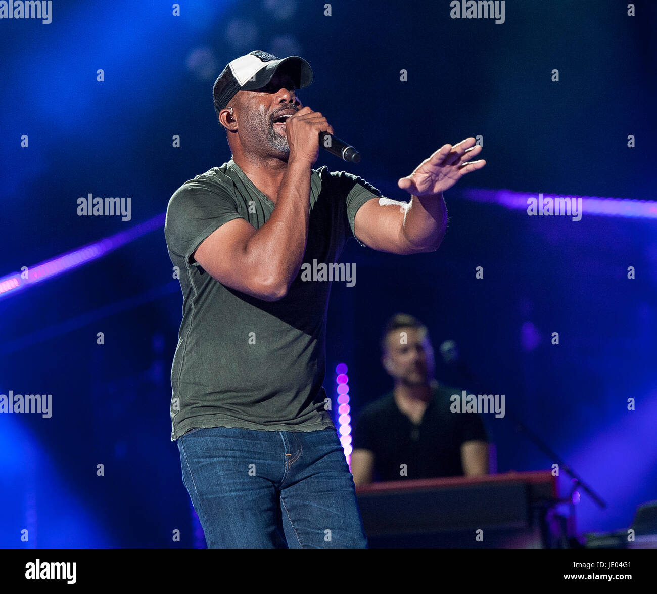 Jun. 11, 2017 - Nashville, Tennessee; USA - Musician DARIUS RUCKER ...