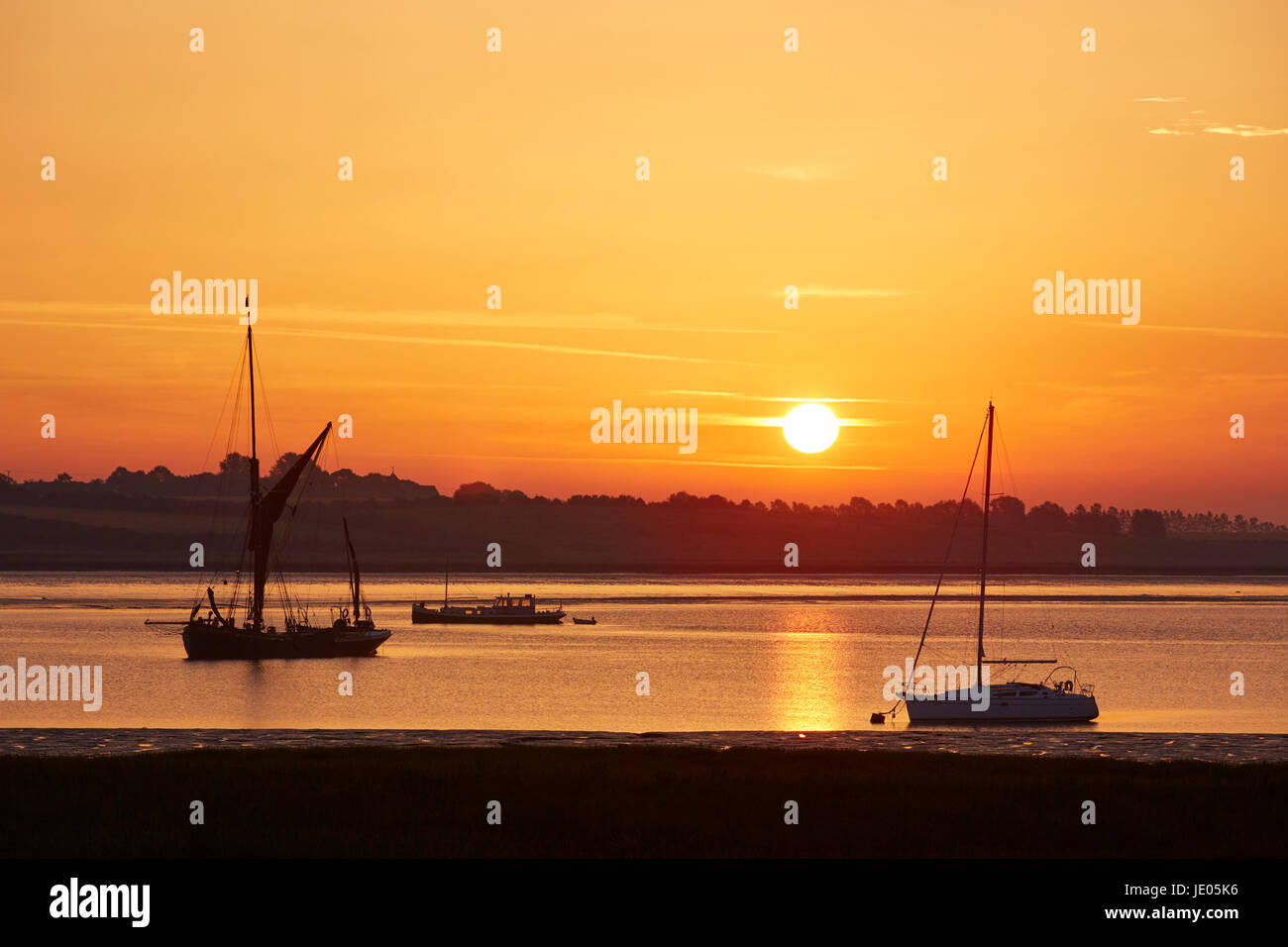 Thames sailing barge sheppey hi-res stock photography and images - Alamy