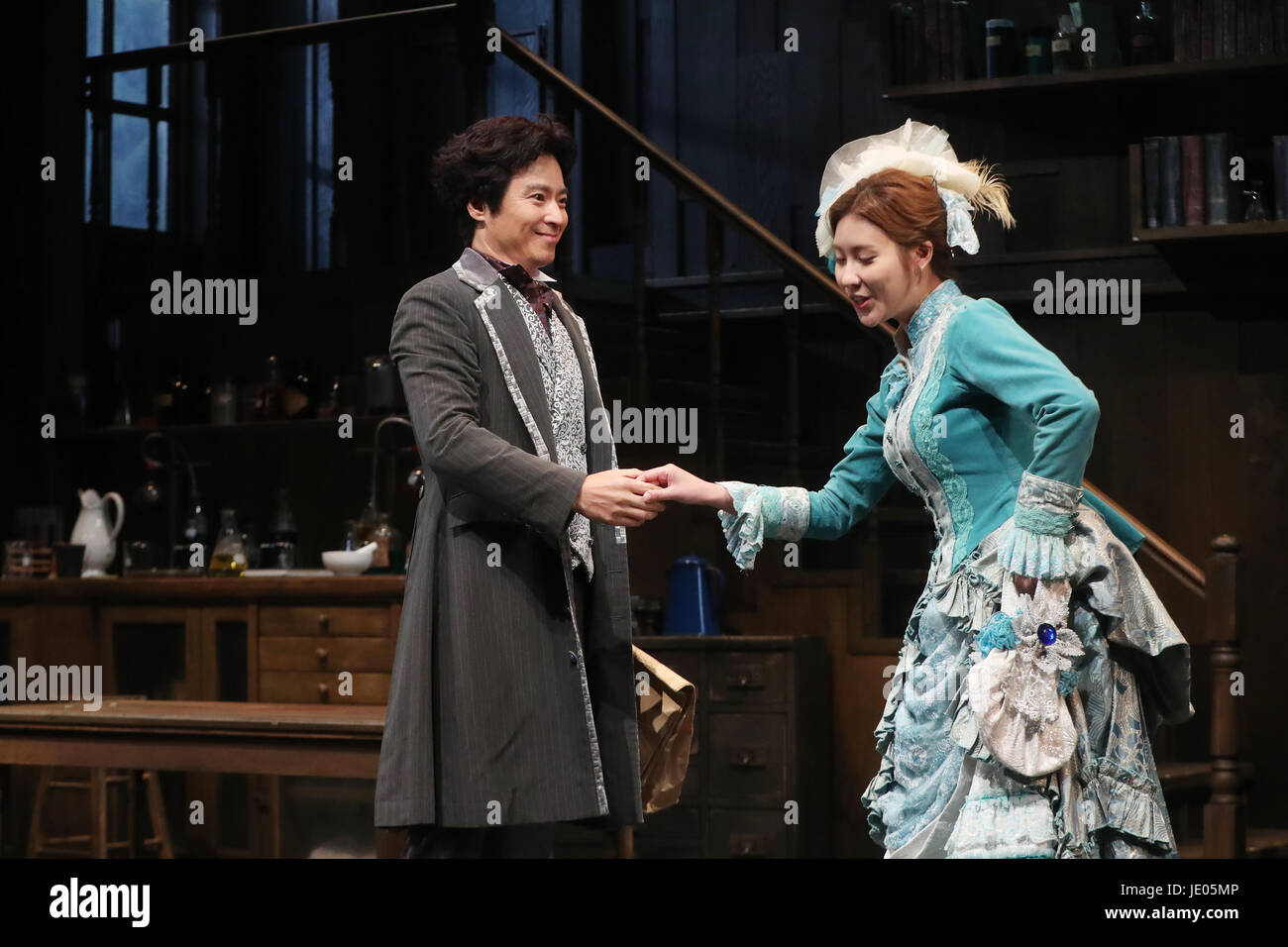 S. Korean singer Stephanie and actor Yoon Seo-hyun South Korean singer ...