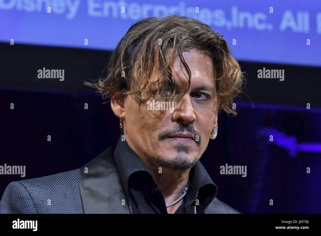 Johnny Depp attends the 'Pirates Of The Caribbean: Dead Men Tell No ...