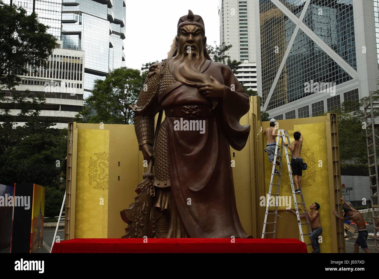 Hong Kong, CHINA. 22nd June, 2017. Bronze statue of Guan Gong, a folk ...