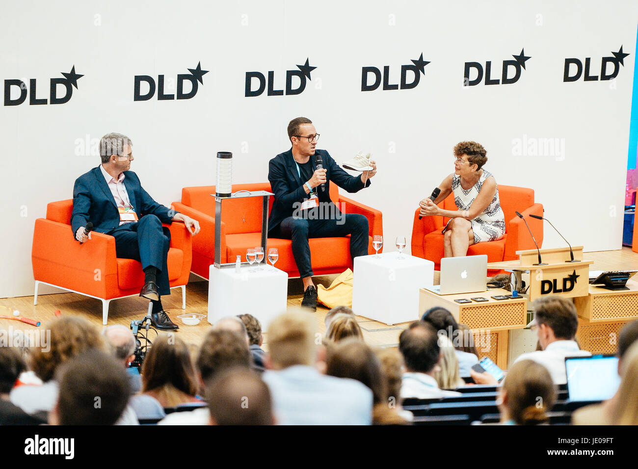 BAYREUTH/GERMANY - JUNE 21: (l-r) Prof. Dr. Thomas Scheibel (University ...