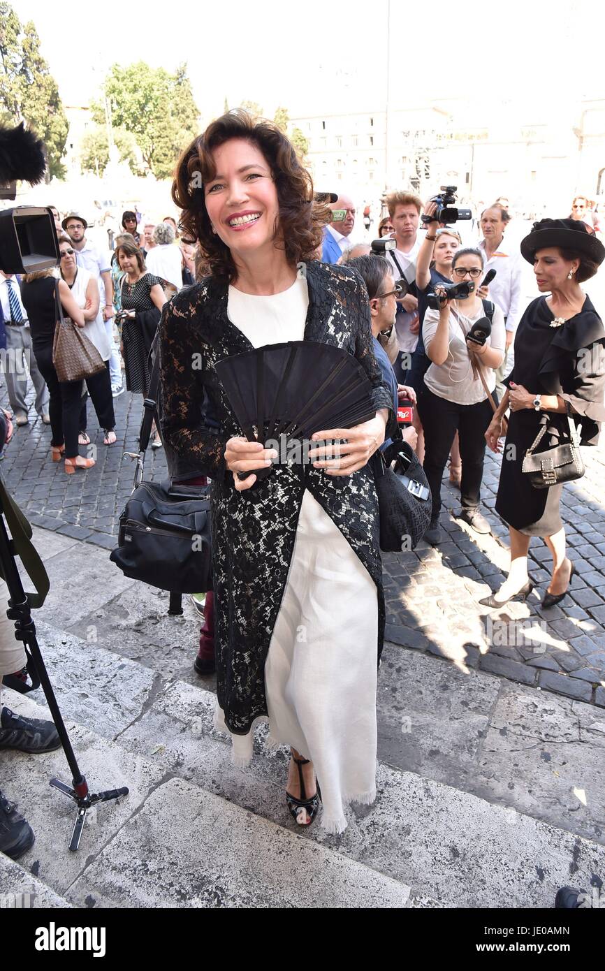 Melba ruffo hi-res stock photography and images - Alamy