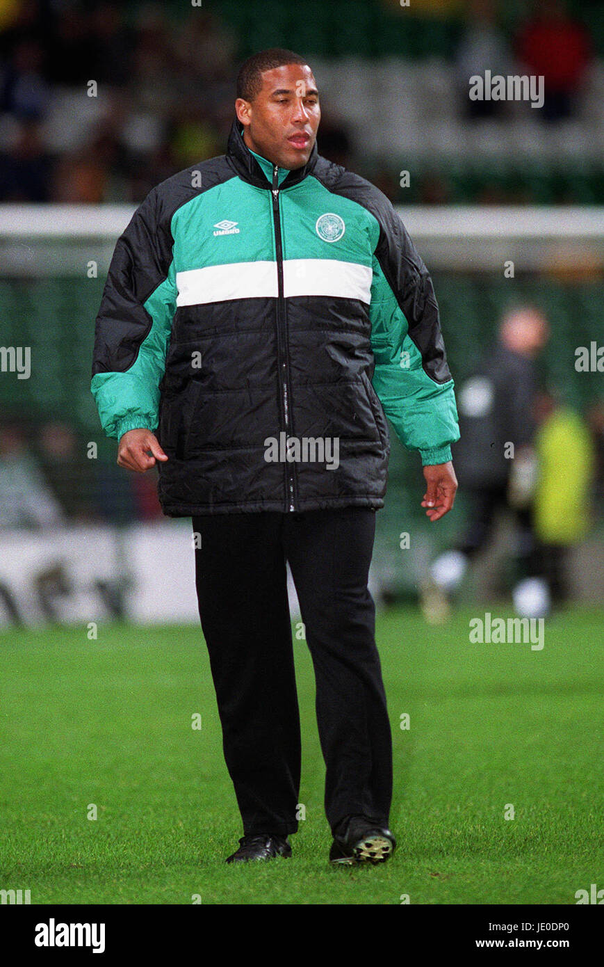 John barnes celtic hi-res stock photography and images - Alamy