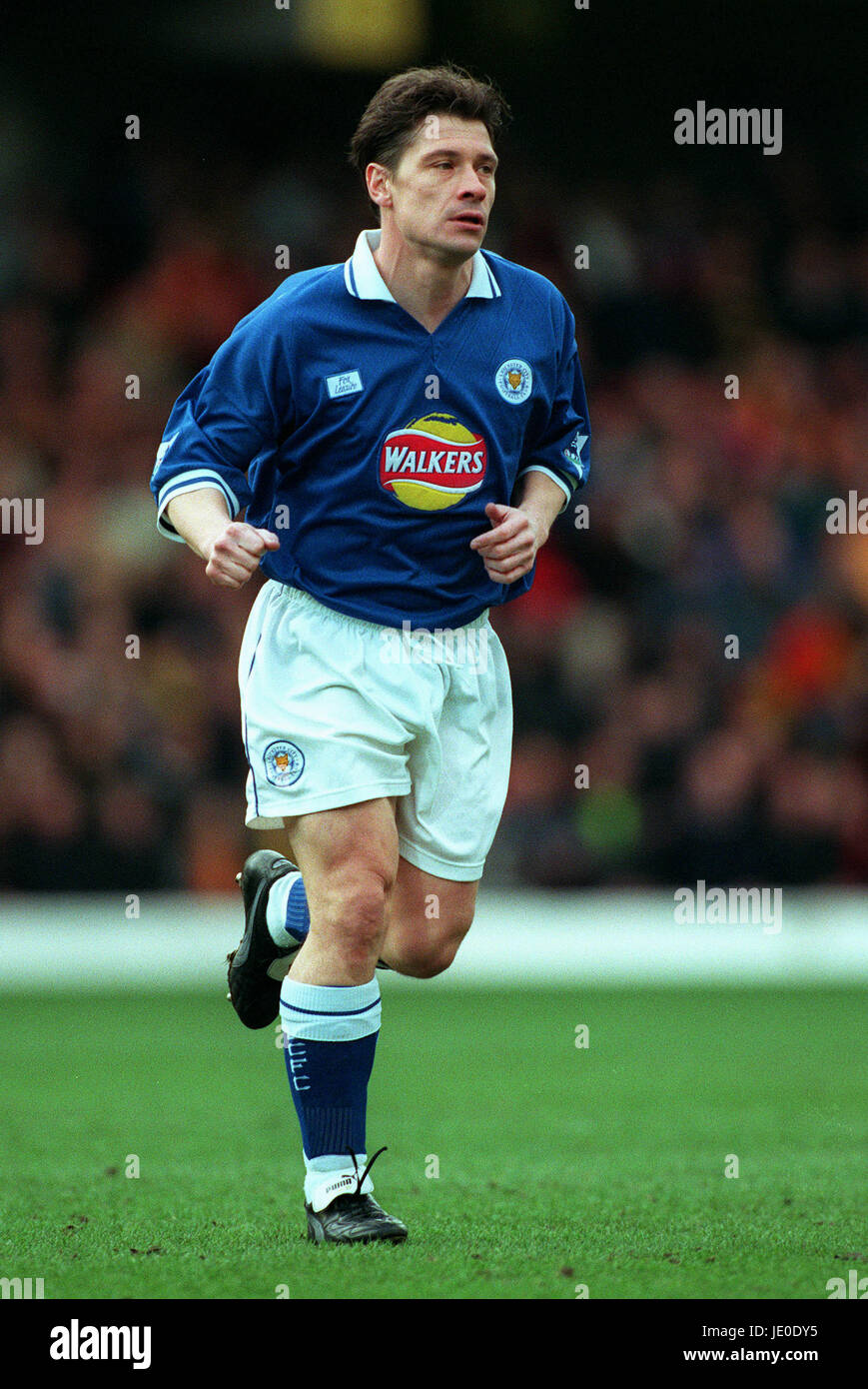 TONY COTTEE LEICESTER CITY FC 05 February 2000 Stock Photo - Alamy