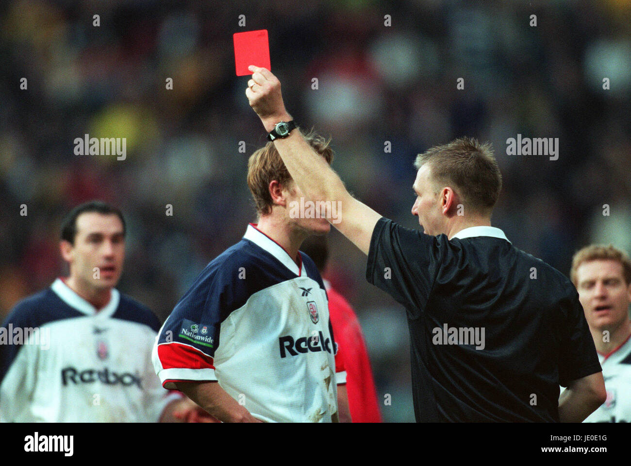 GRAHAM POLL PREMIER LEAGUE REFEREE 20 February 2000 Stock Photo - Alamy