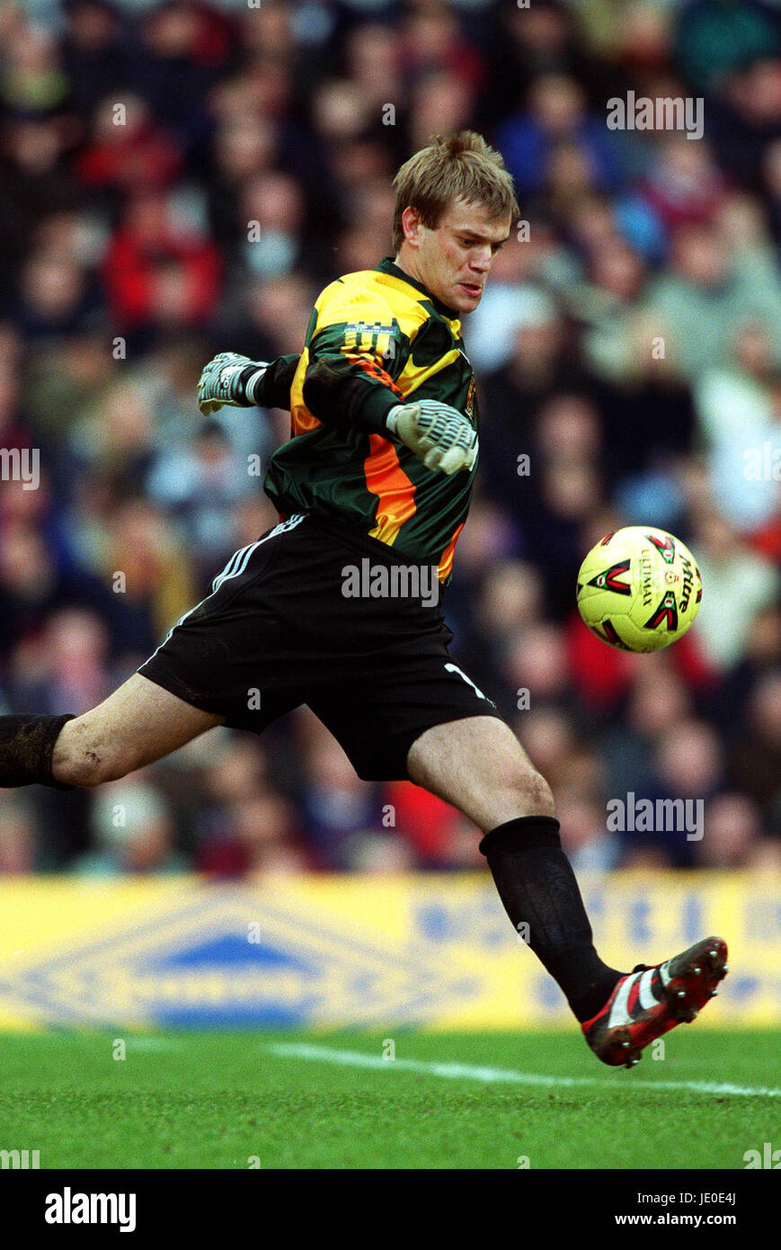 Roy carroll hi-res stock photography and images - Alamy